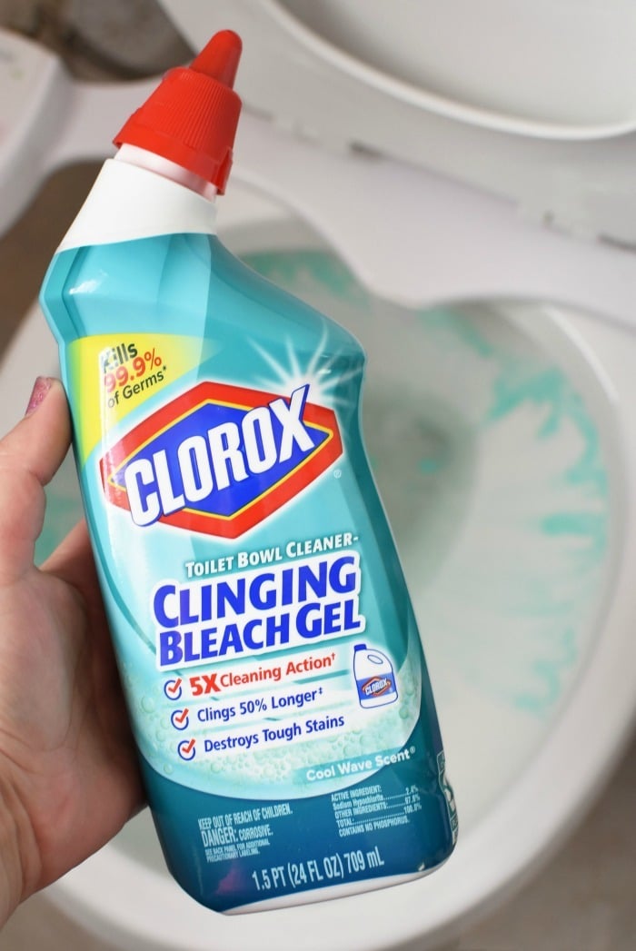Spring Cleaning Tips for a Deep Clean Home (and a Free Checklist)!