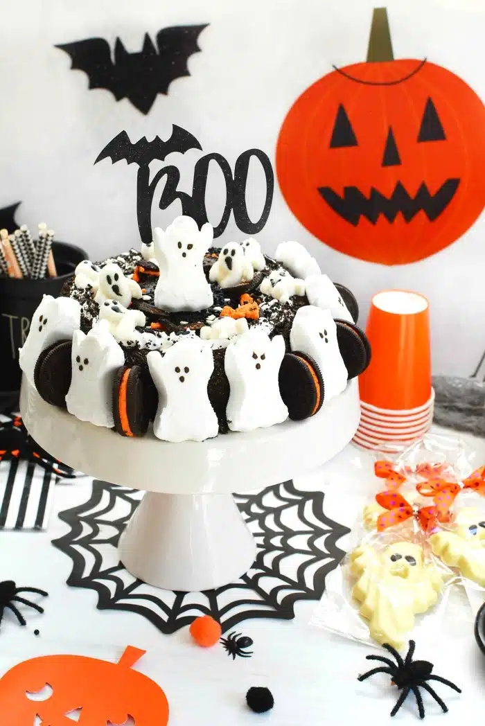 Halloween Ice Cream Cake Ideas - Savvy Saving Couple