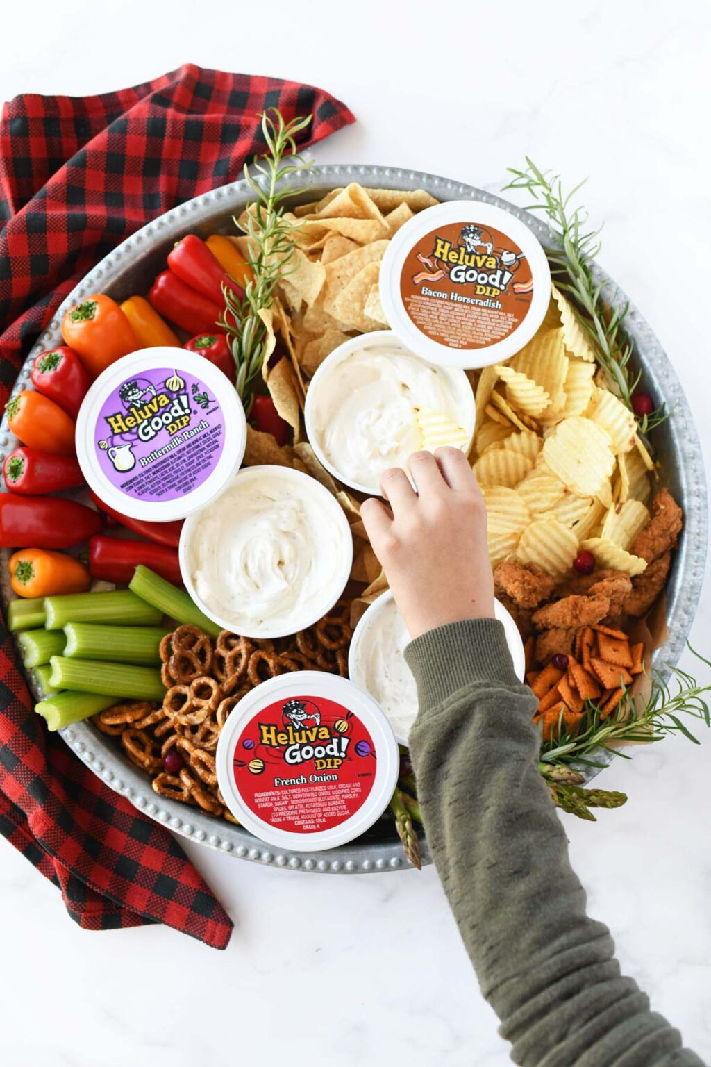 Holiday Dip Party Platter - Savvy Saving Couple
