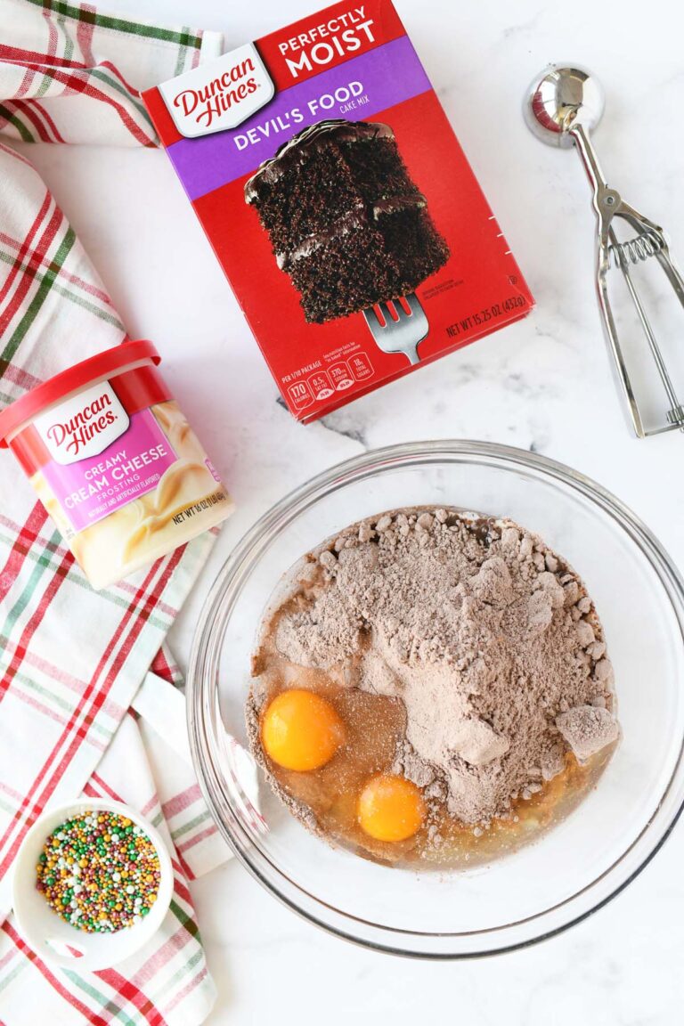 Easy Cake Mix Christmas Cookies - Savvy Saving Couple