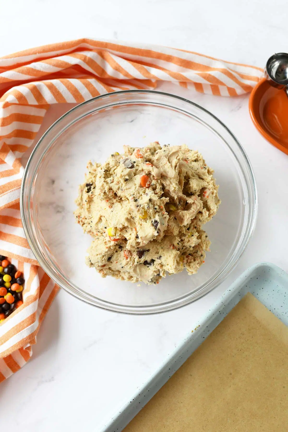 No-Spread REESE'S PIECES Chocolate Chip Cookies - Savvy Saving Couple